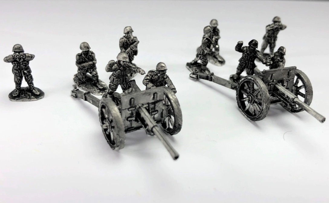 75mm Field Guns (x2) & Italian Gun Crew, 14,25