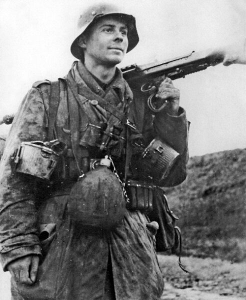 Luftwaffe Field Division Squad, 28,15